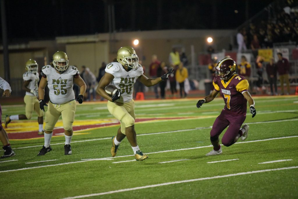 Football: Wilson/Poly Game Moved Back To Wilson High School – The562.org