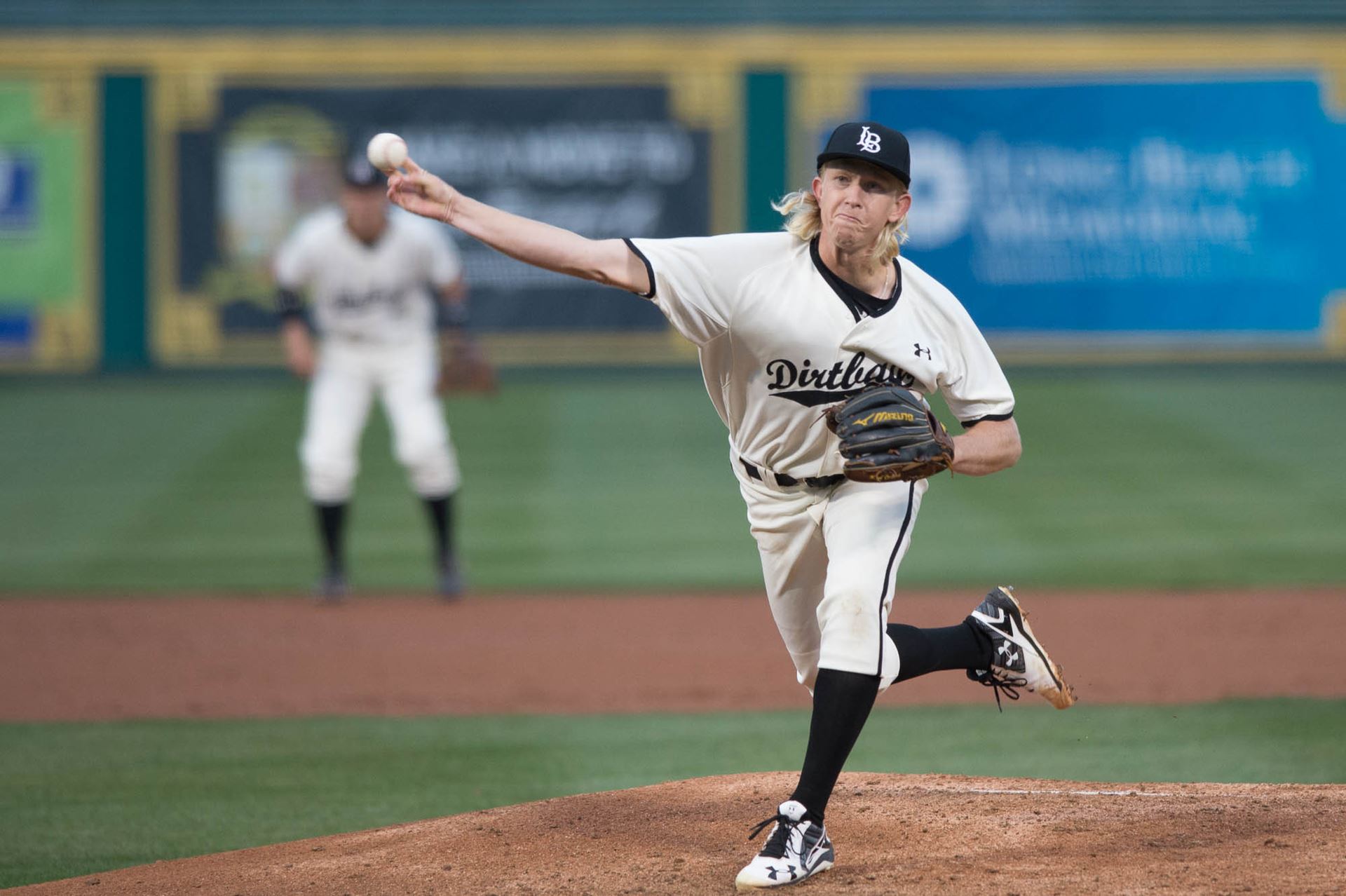Darren McCaughan Making MLB Debut With Seattle Mariners – The562.org