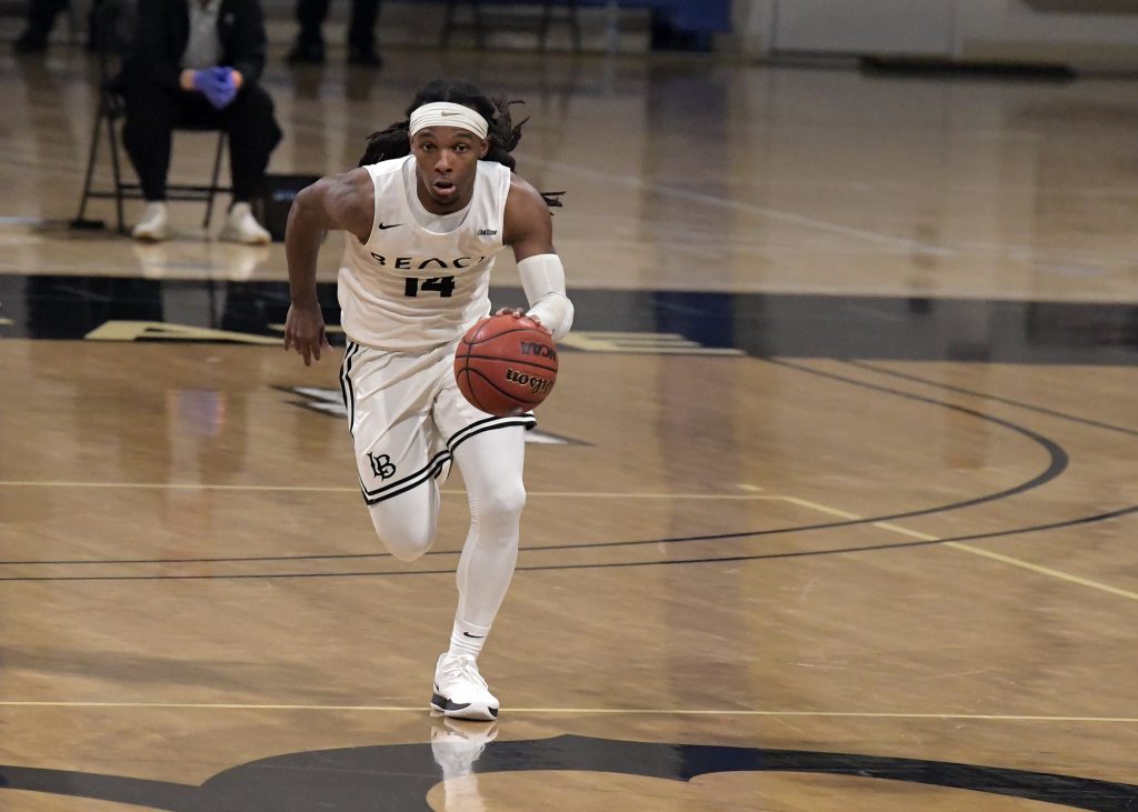 Long Beach State Men’s Basketball Wins Opener In Overtime – The562.org