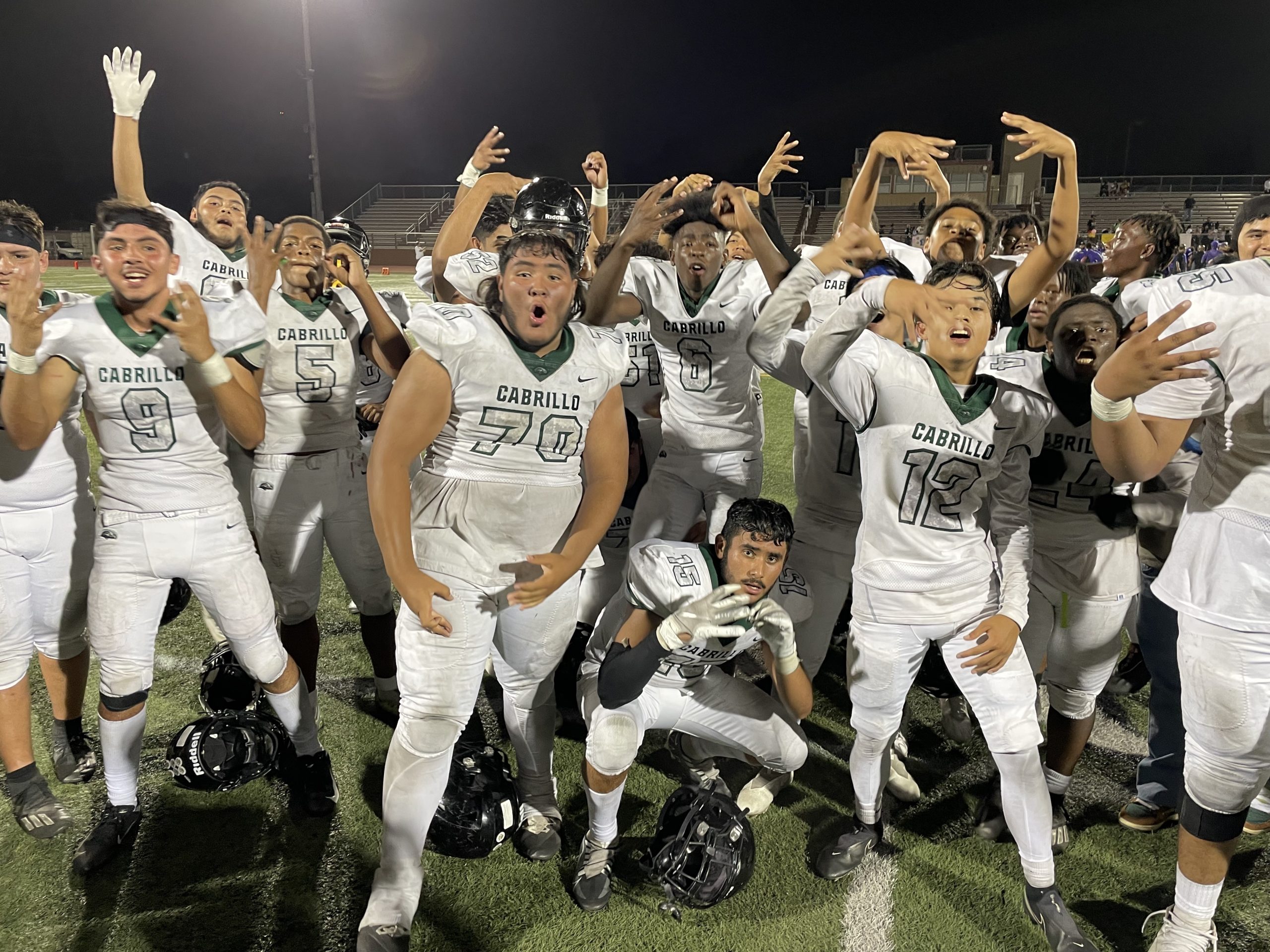 Football: Cabrillo Stuns Lynwood With Miracle Touchdown, Improves to 4 ...