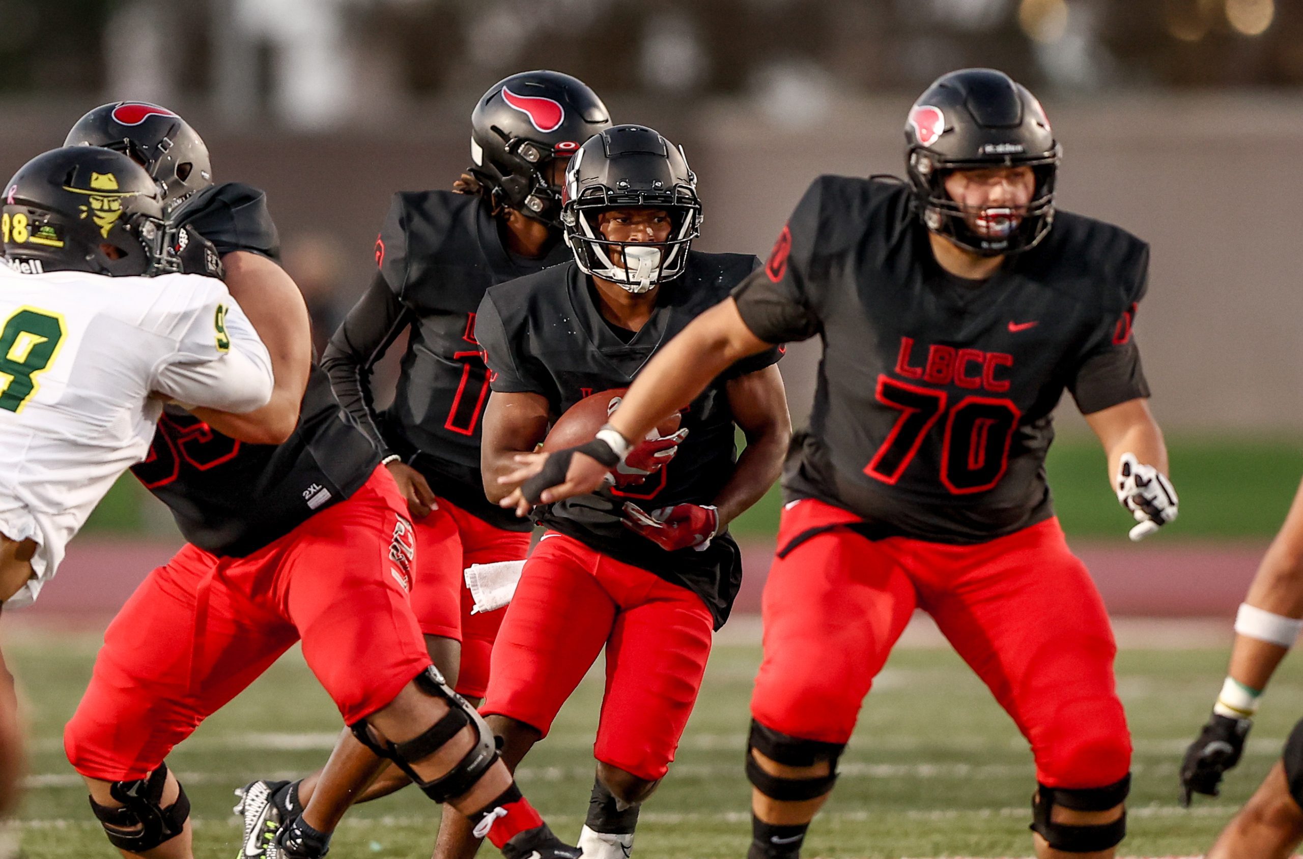 LIVE UPDATES: LBCC vs. Ventura College Football – The562.org