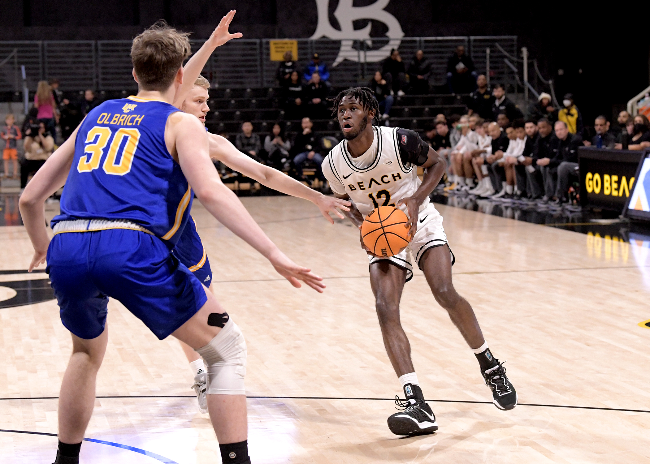LIVE UPDATES: Long Beach State vs. UC Davis, NCAA Men’s Basketball ...