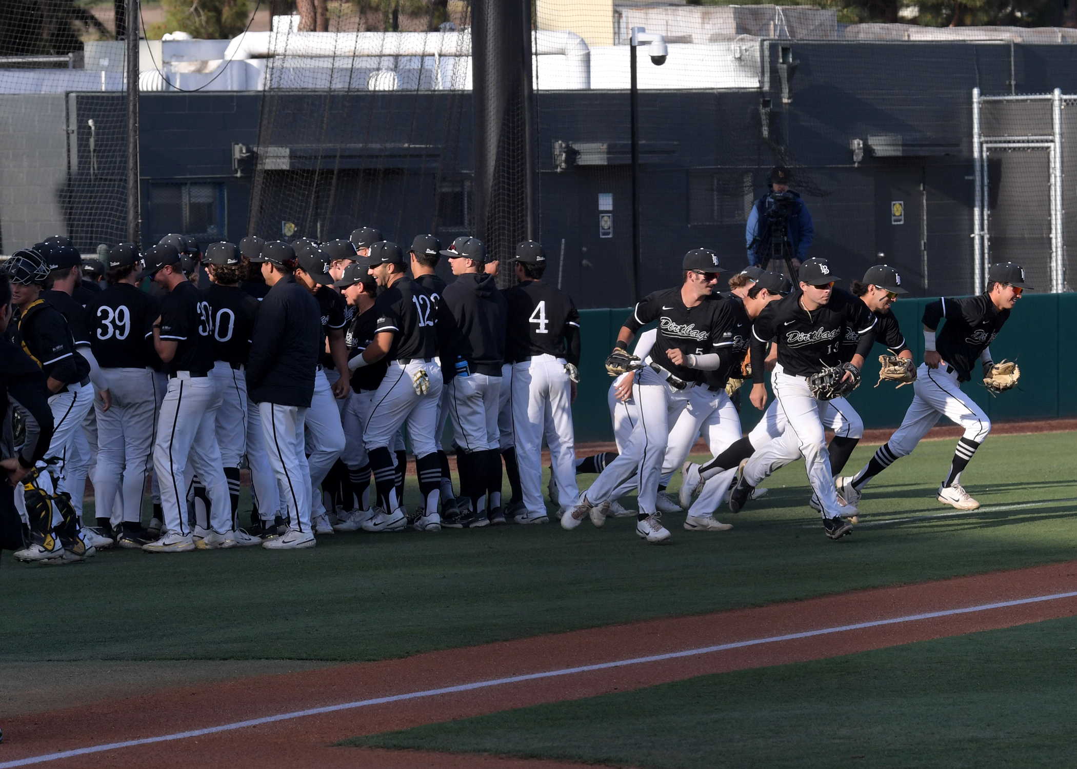 LIVE UPDATES: Long Beach State Dirtbags vs. Cal Poly, NCAA Baseball ...