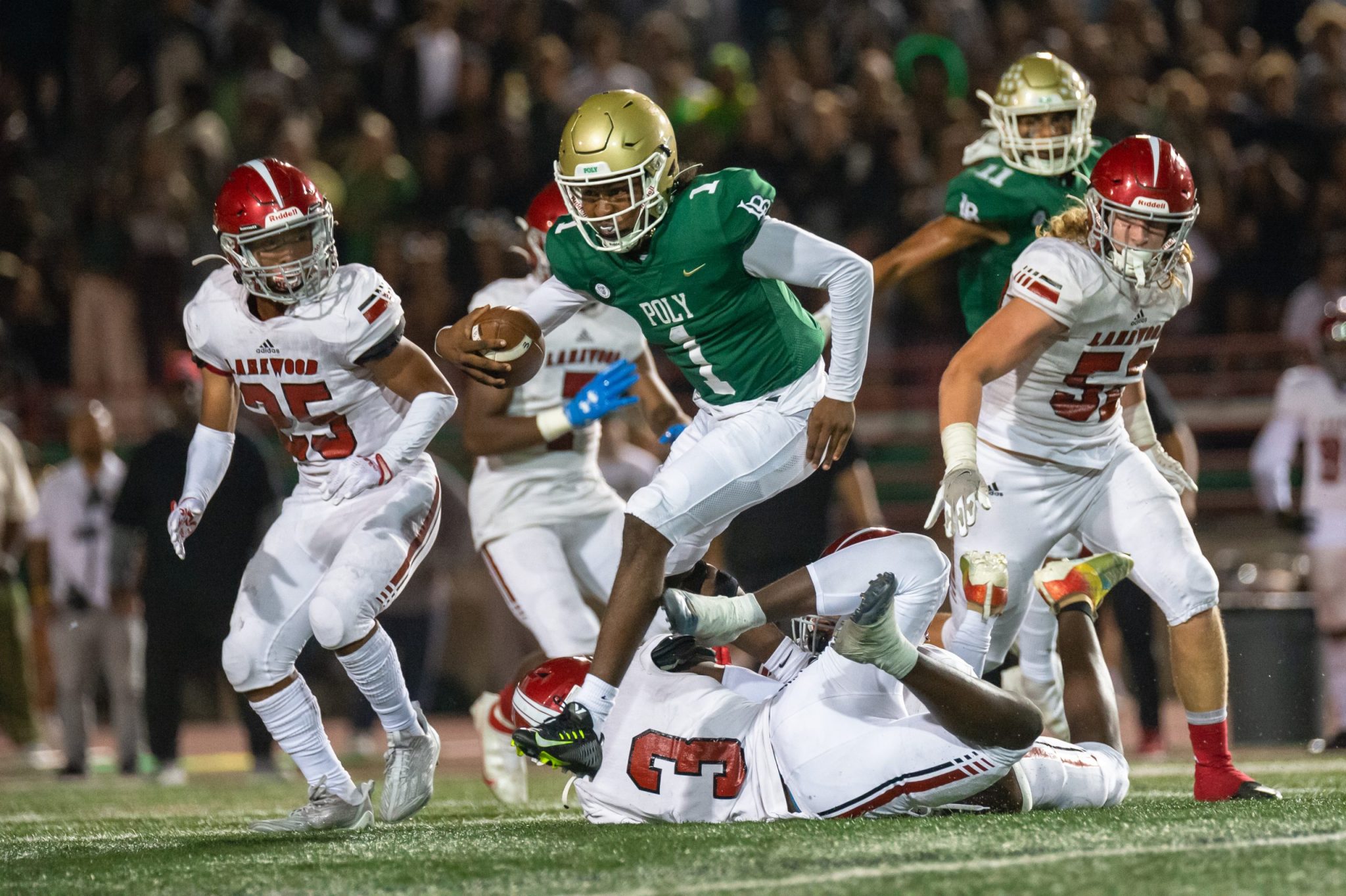 PREVIEW: Long Beach Poly at Lakewood, Football – The562.org