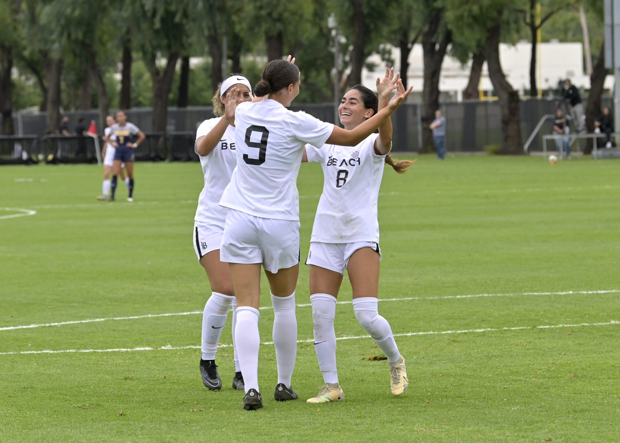 Long Beach State Women’s Soccer Dominates UC Santa Barbara – The562.org