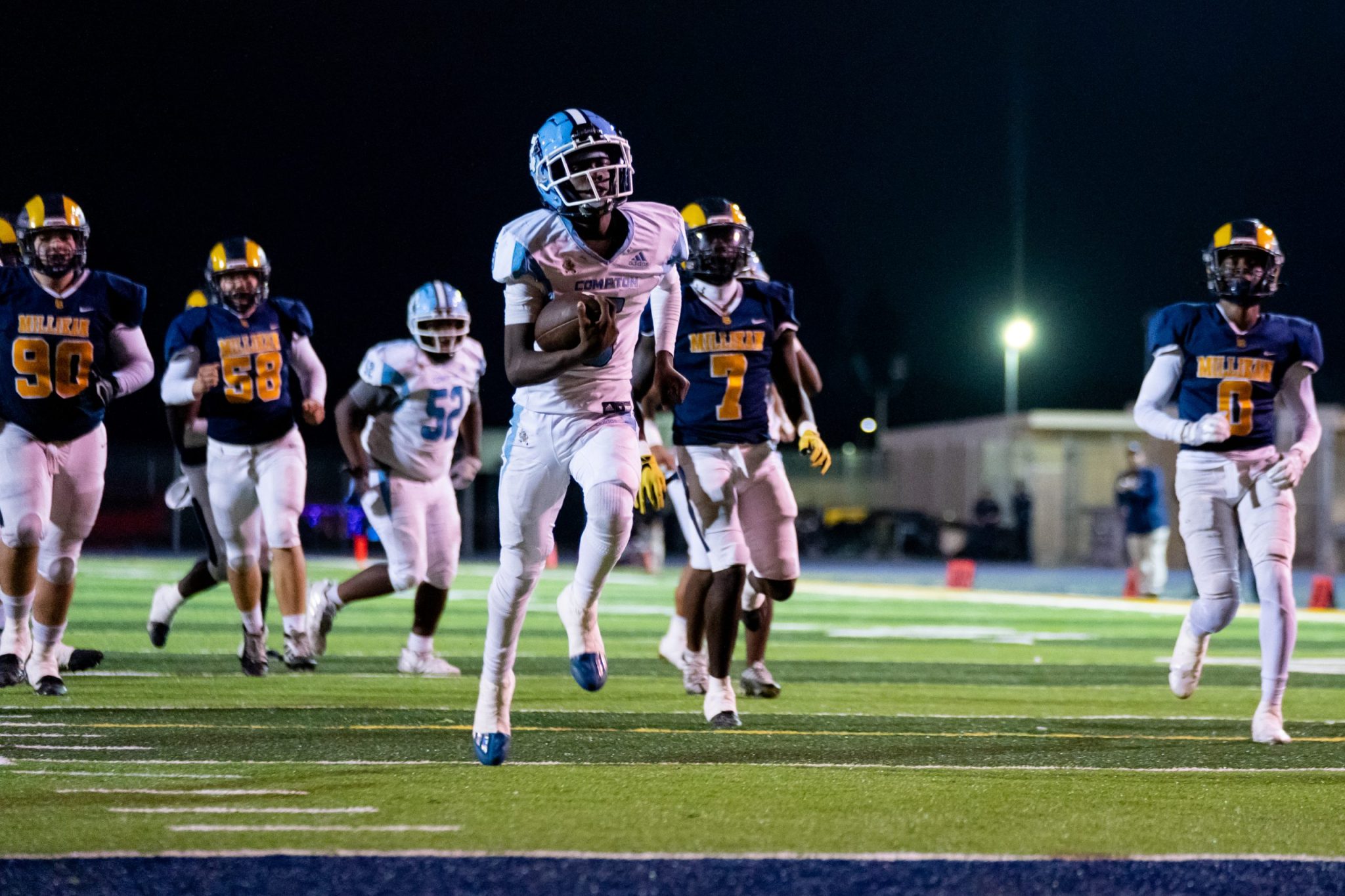 PREVIEW: Compton vs. Paramount, Football – The562.org
