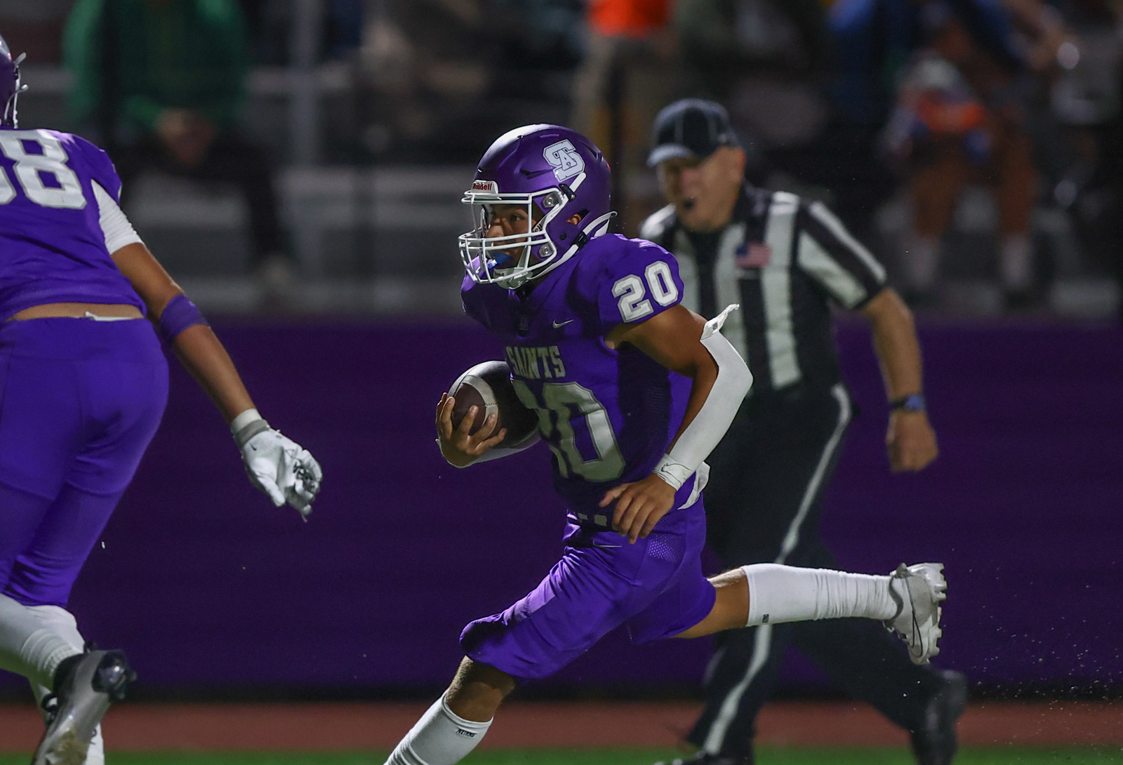 PREVIEW: St. Anthony vs. Dominguez Football – The562.org