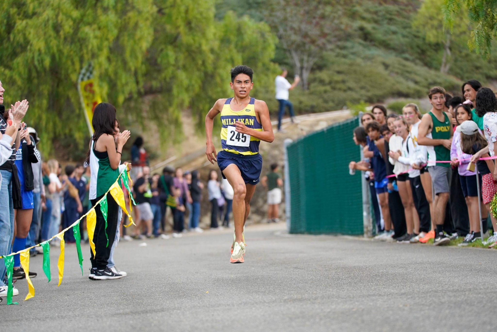 LIVE UPDATES: Moore League Cross Country Signal Hill Meet – The562.org
