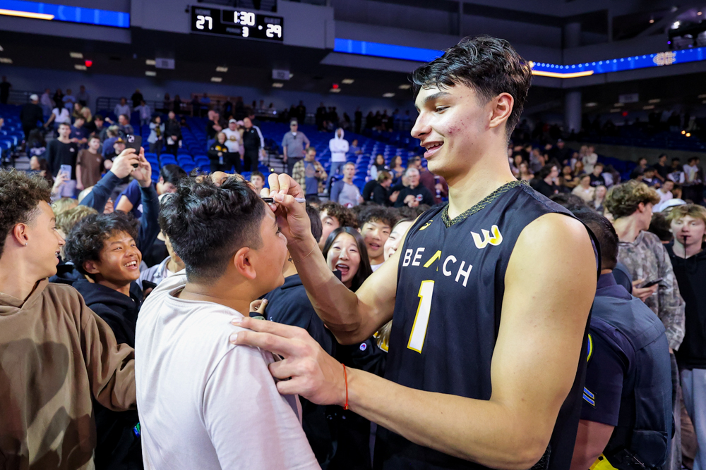 Feature: ‘Moni Mania’ Grips Volleyball World During Long Beach State Star’s Frosh Season ...