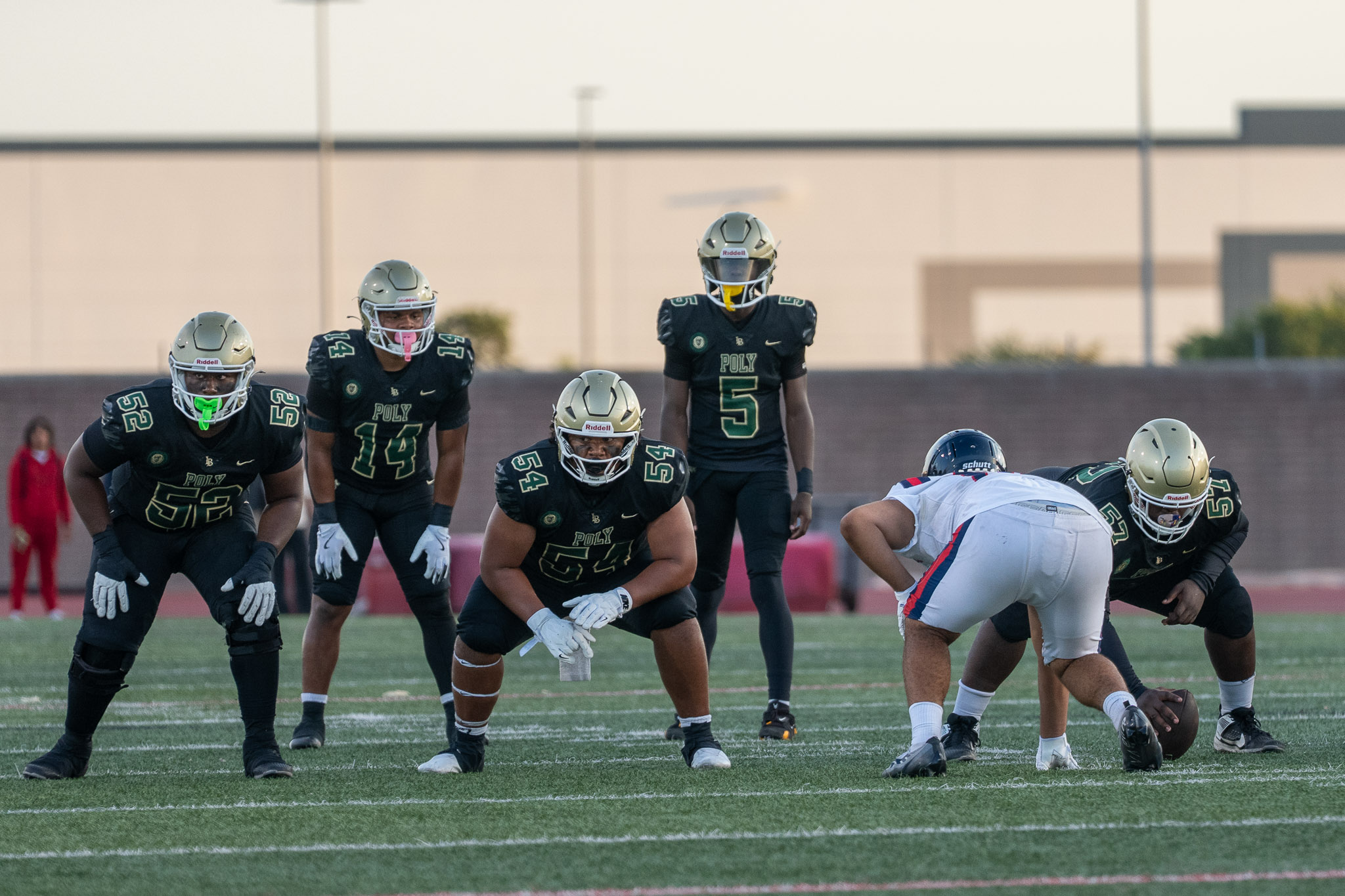 PREVIEW: Long Beach Poly Football vs Tustin – The562.org