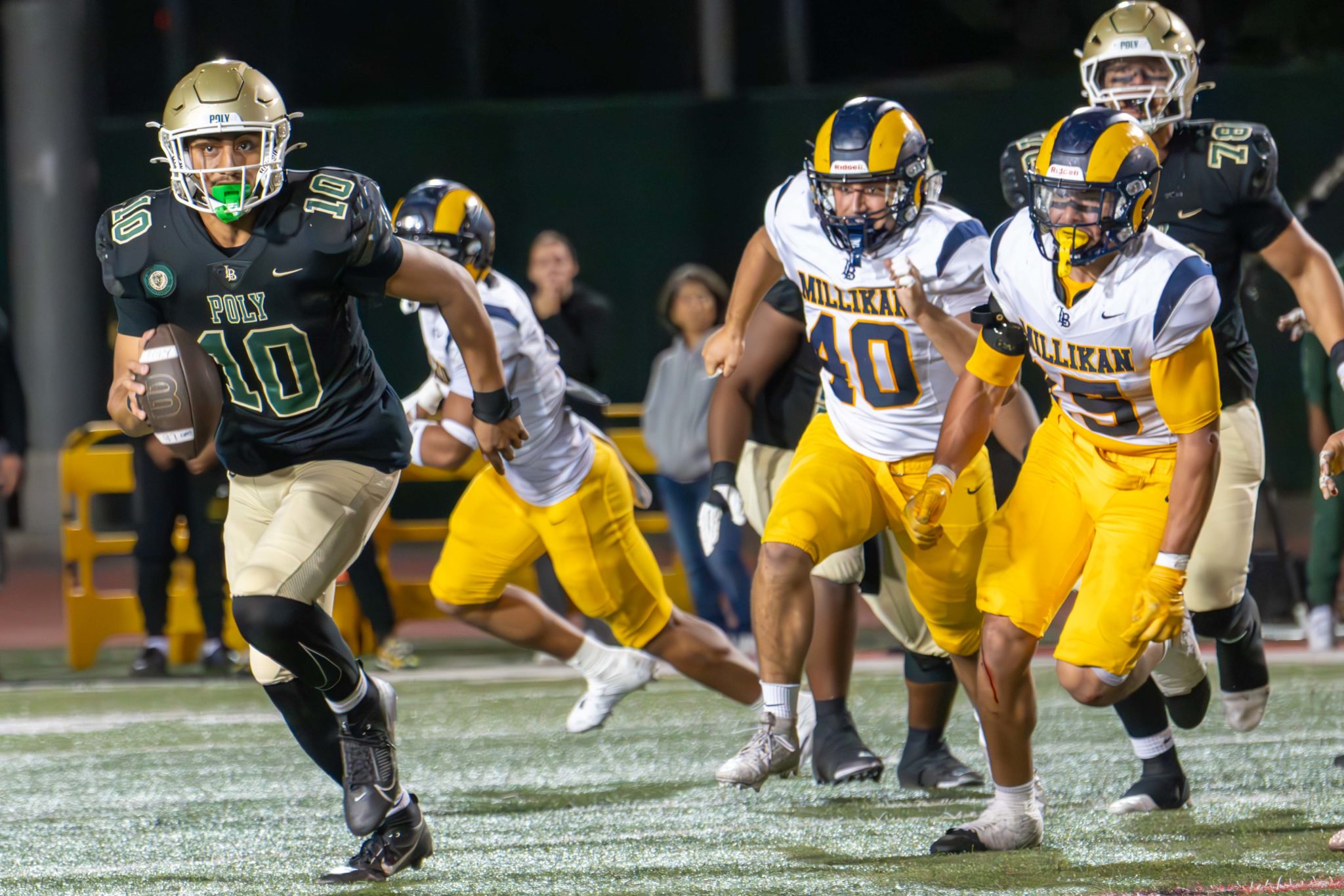 Long Beach Poly Football Outlasts Millikan in Moore League Battle ...
